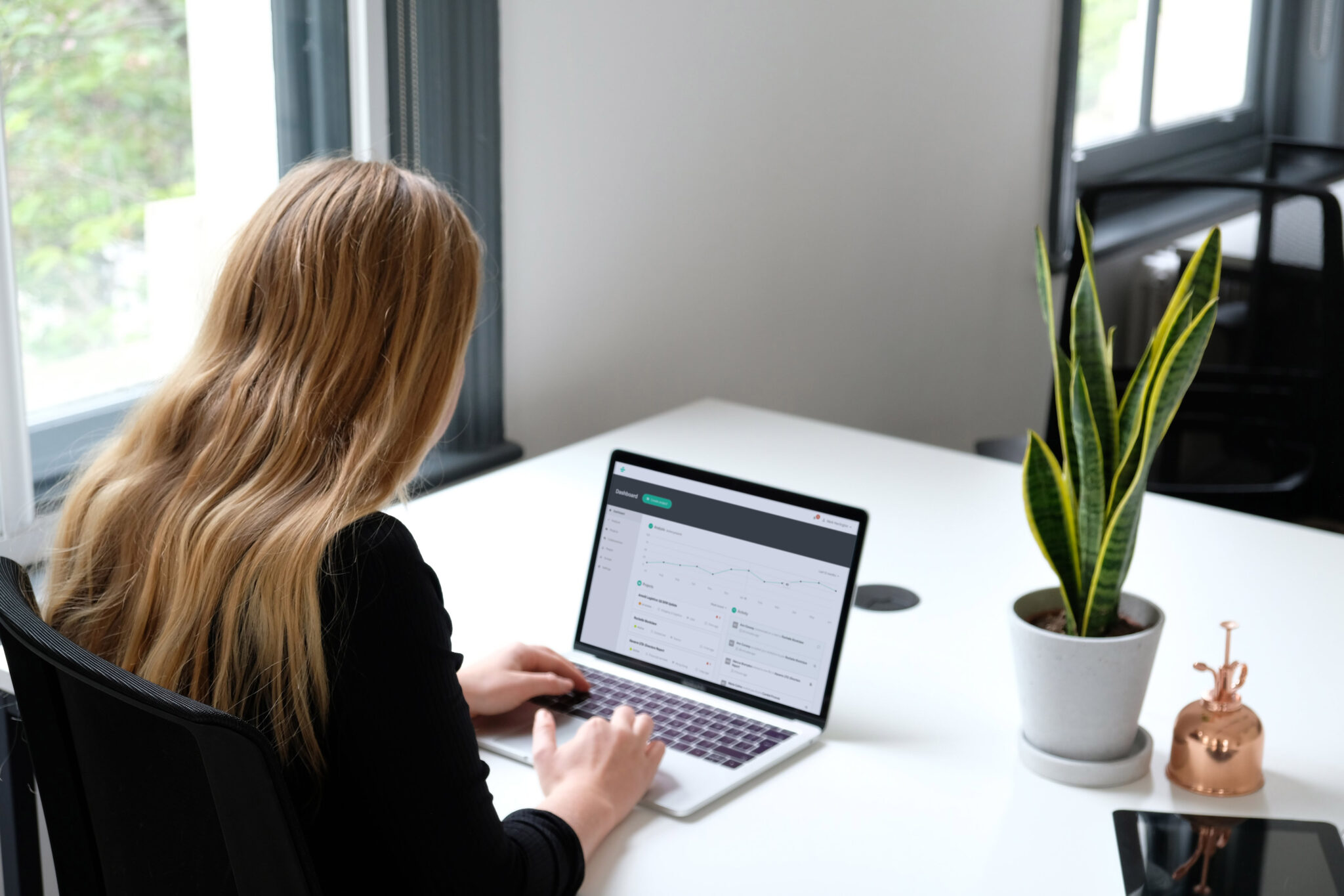 Best Dashboard Designs & Trends in 2025 - Browser London